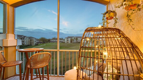 Magical Condo+Resort! 10 Min to the Kingdom Reviews, Deals & Photos ...