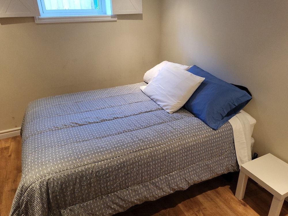 Wasaga Cottage 2 Min From Beach 1! 5min From Blueberry Trail - Wasaga Beach