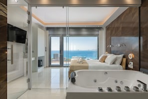 Apartamento, 3 quartos, fumadores, varanda | Casa de banho