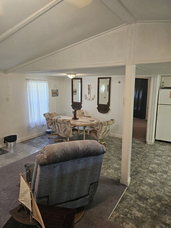 3/2 Private Boat Slip With Dock! - Florida
