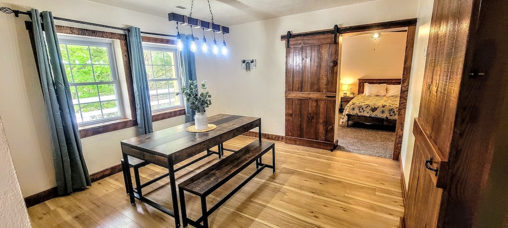 Lynnhurst Resort-private Cabin On Kentucky Lake With Hot Tub - Kentucky Lake