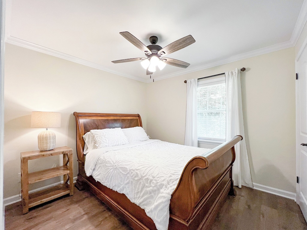 Downtown Access | Modern | Retreat - Starkville | Vrbo