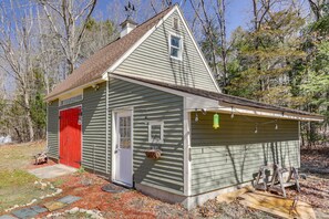 6 Mi to Kinne Preserve: Cozy Canterbury Guest Home Reviews, Deals ...