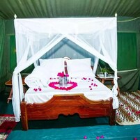 Barraca superluxo | Cofres nos quartos, individualmente decorados, escrivaninha