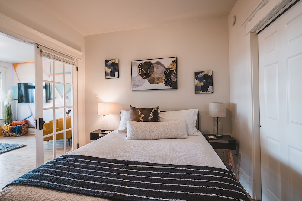 Downtown Zenith City Condo In Duluth - Duluth, MN