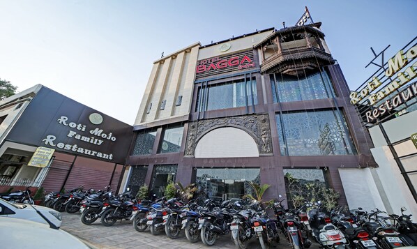 Fachada da propriedade