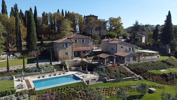 Chimera Tuscany Resort - Tuscany