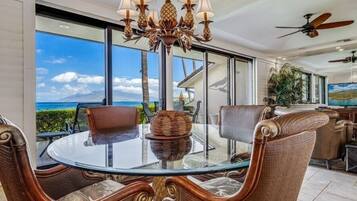 Apartamento em Condomínio Fechado, 2 quartos | Restaurantes