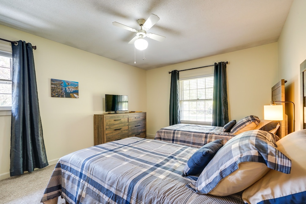 Wilmington Rental ~ 4 Mi to Wrightsville Beach! - Wilmington | Vrbo
