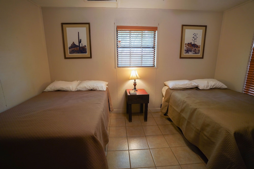 Frio Country Resort - Within walking distance to the Frio River ...