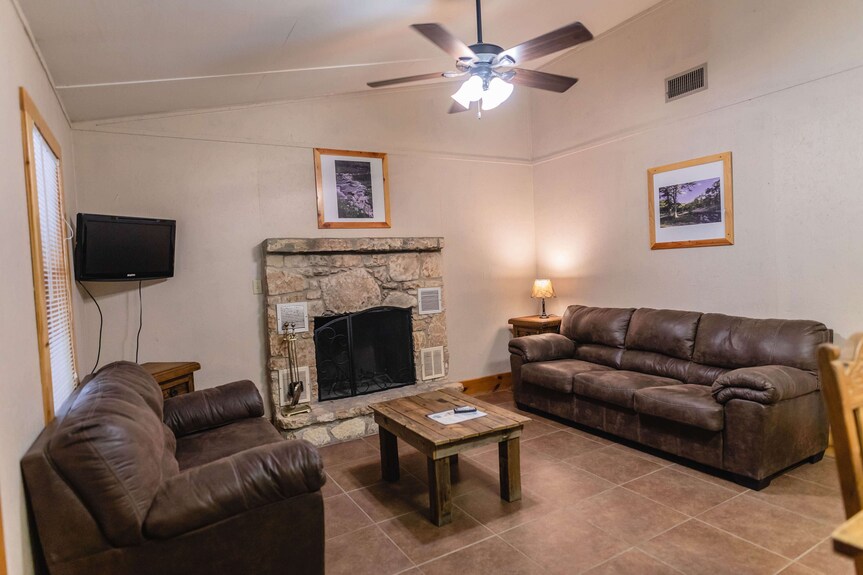 Frio Country Resort - Within Walking Distance To The Frio River! - Concan, TX