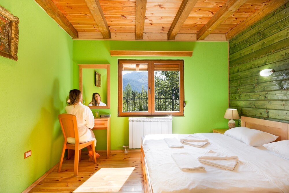 Hotel Gacka - Luxury two bedroom cottage with balcony Reviews, Deals ...