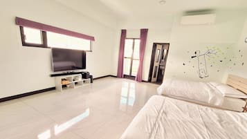 Vila urbana, 4 quartos, vista para o pátio | 4 quartos, quartos à prova de som, Wi-Fi de cortesia, roupa de cama