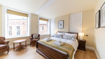 Quarto casal luxo | Roupas de cama premium, individualmente decorados