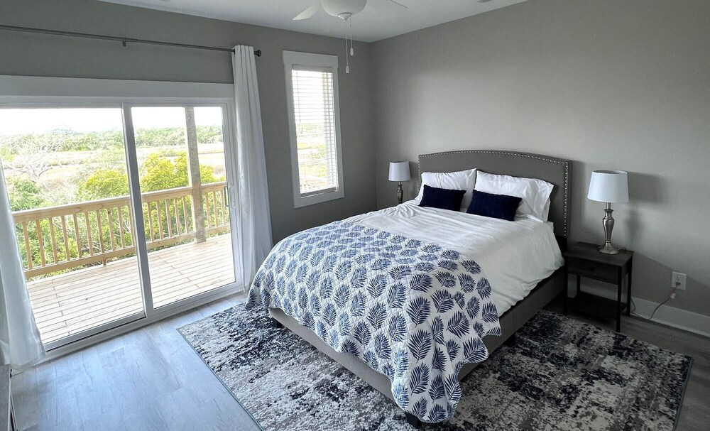 Welcome to Sunset Haven! New Waterfront Four Bedroom Duplex ~ Stunning ...