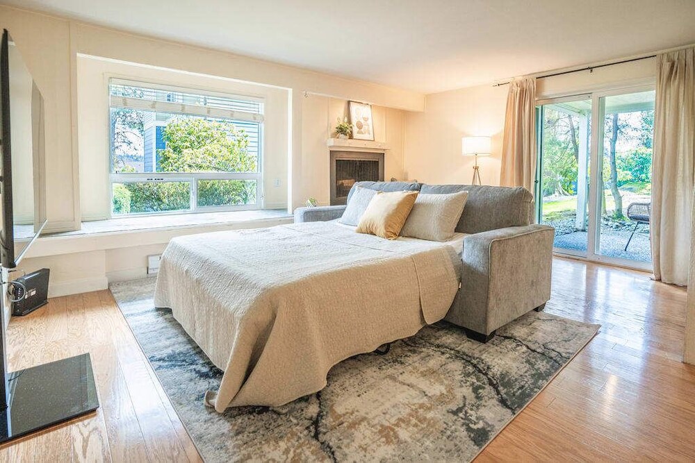 Spacious 2B2B Condo near downtown & Microsoft - Redmond | Alugue Temporada