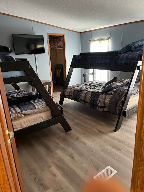 X Marks The Spot(yellow)1.5 Mi. From Holiday World - Santa Claus, IN