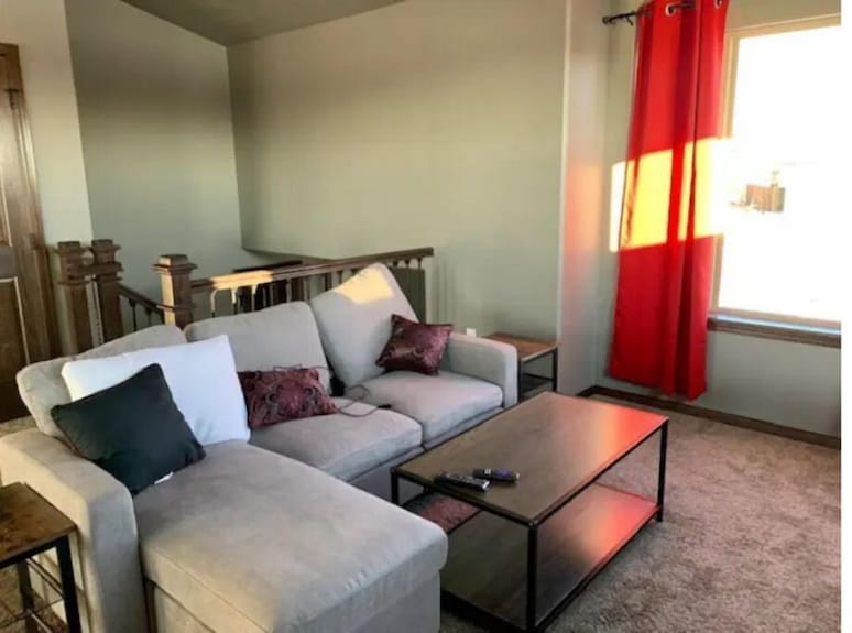 Entire House In Suburbs 10 Min From City Center - サウス・ダコタ