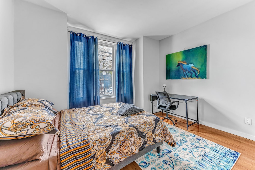 Modern 2bhk - 15 Mins Bus Ride To Time Square, Nyc - Glendale - Queens NY