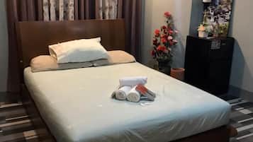 Quarto casal luxo, 1 quarto, para não fumantes | 2 quartos, individualmente decorados, individualmente mobiliados