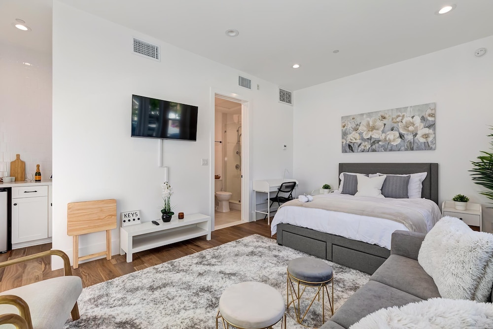 Luxe Culver City Bungalow! - Los Ángeles, CA