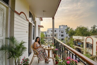Fabhotel Saltlake Regency
