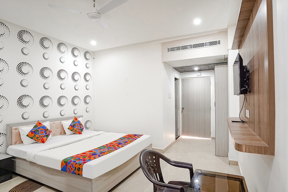 Fabhotel Siddhi - Varanasi