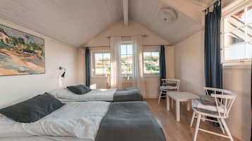 Quarto Clássico com Cama de Casal, junto ao mar | Com decoração personalizada, com mobília individualizada