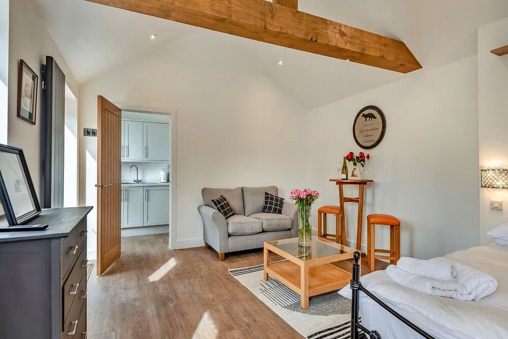 Finest Retreats | The Den - Bourne