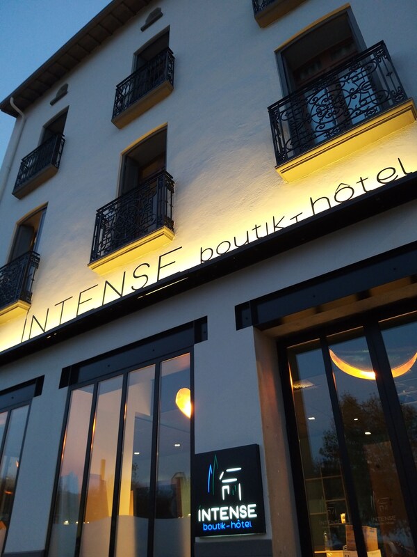 Intense Boutik Hôtel - Collioure