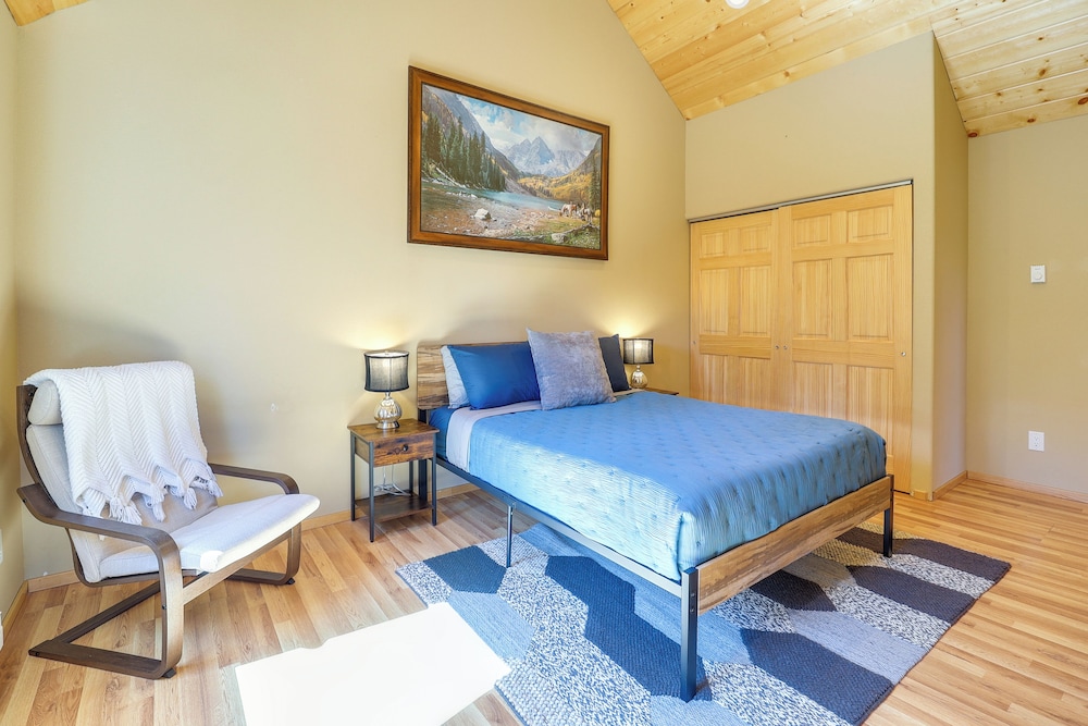 Colorado Cabin Getaway Near Pikes Peak! - Woodland Park, CO