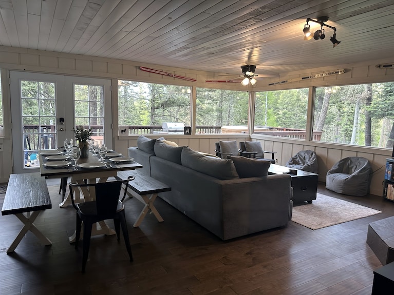 Osito Cabin - Pet Friendly | Hot Tub | Fire Pit | Ms. Pac Man | Telescope - Angel Fire, NM