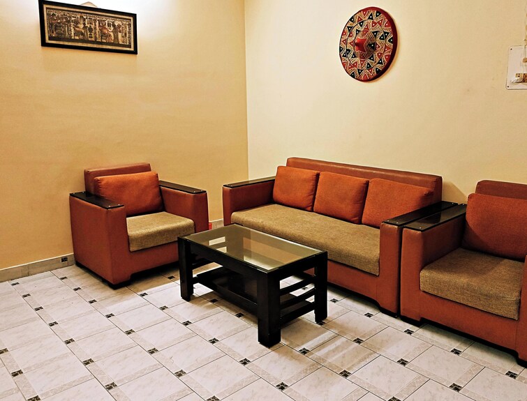 Kl Villa - A Cozy Homestay To Give A Home Like Feeling - Guwahati