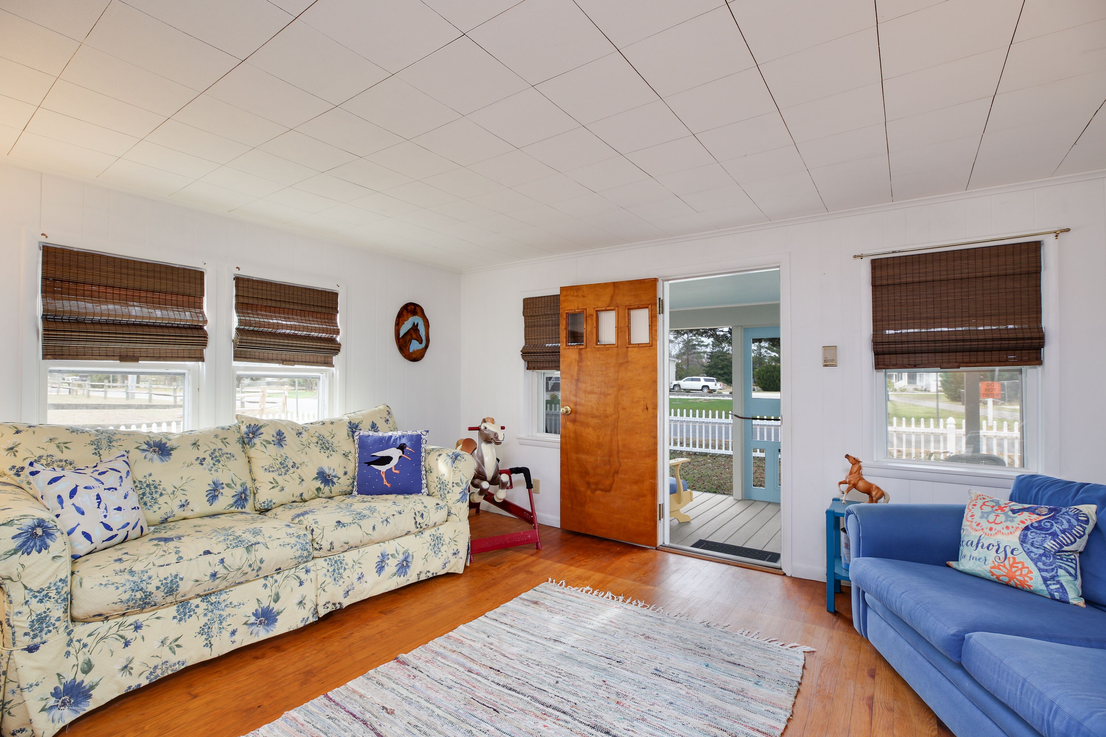 Painted Pony Cottage - Pet Friendly! - Chincoteague, VA