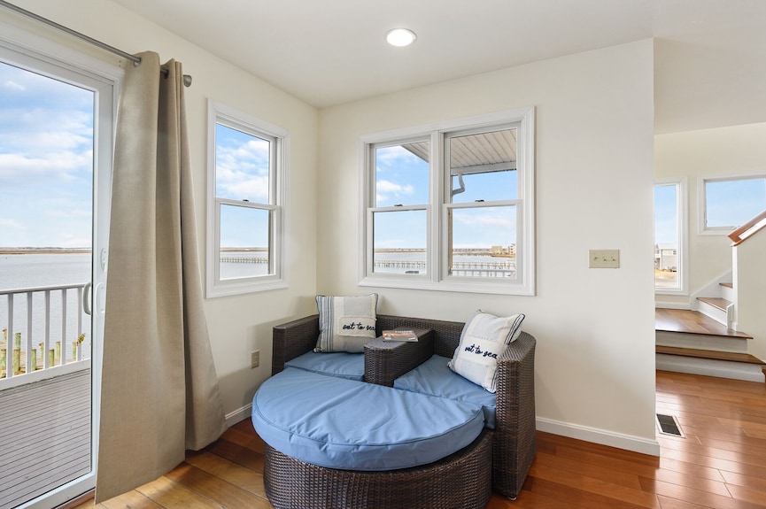 Paradise By Seaside Vacations & Sales - Chincoteague, VA