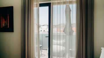 Quarto Duplo Romântico, varanda | Cofre no quarto, quartos insonorizados, ferro/tábua de engomar