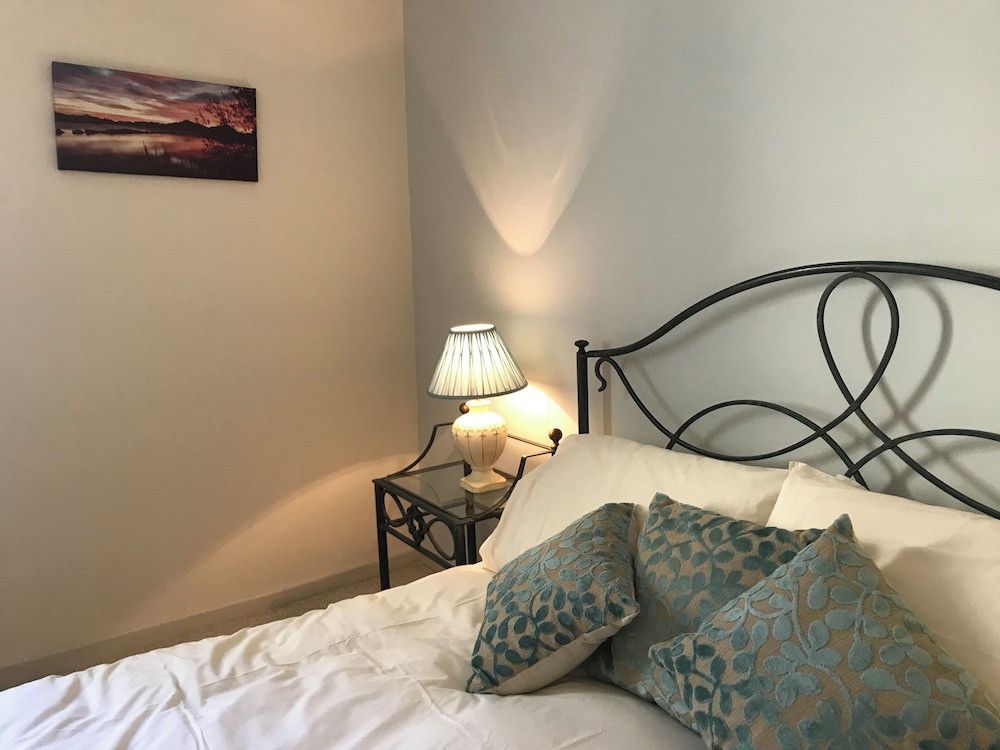 Cottage Secret & Toit Terrasse Privee, Coeur Village. Proche Mer. Parking Velos - Narbonne