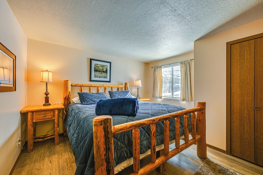 Timberbrook Village Condo: Community Pool, Hot Tub - Brian Head | Vrbo