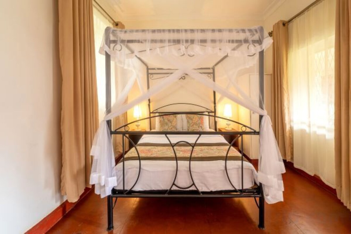 Wi-fi grátis, roupa de cama fornecida