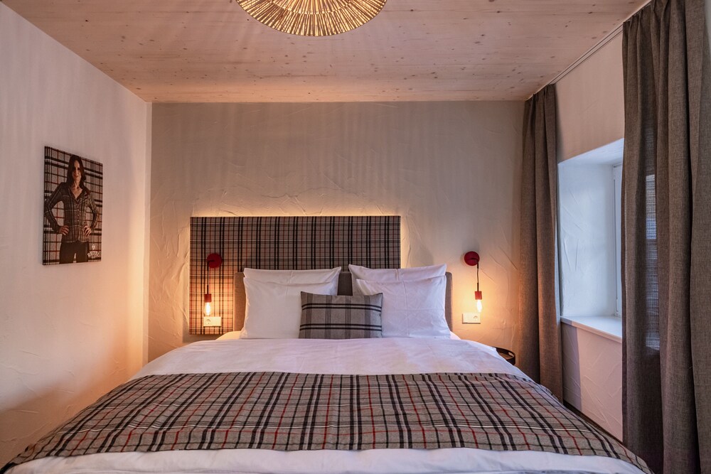 Landhaus Jenul - Holiday apartments Nassfeld in Carinthia - Tropolach ...