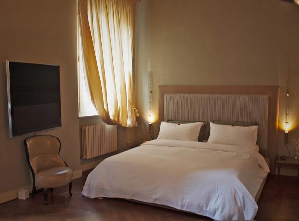 Charming Apartment In Piazza Grande Modena - Módena