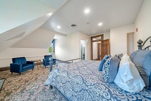 Suíte superluxo, 1 cama King, para não fumantes, acesso ao Club Lounge | Roupas de cama de algodão egípcio, roupas de cama premium