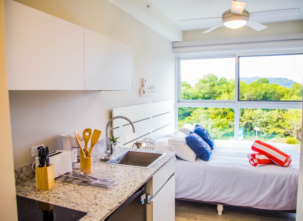 Stunning Beach ⭐ Fabulous Pool ⭐ Incredible View ⭐ Elegant Space w ...