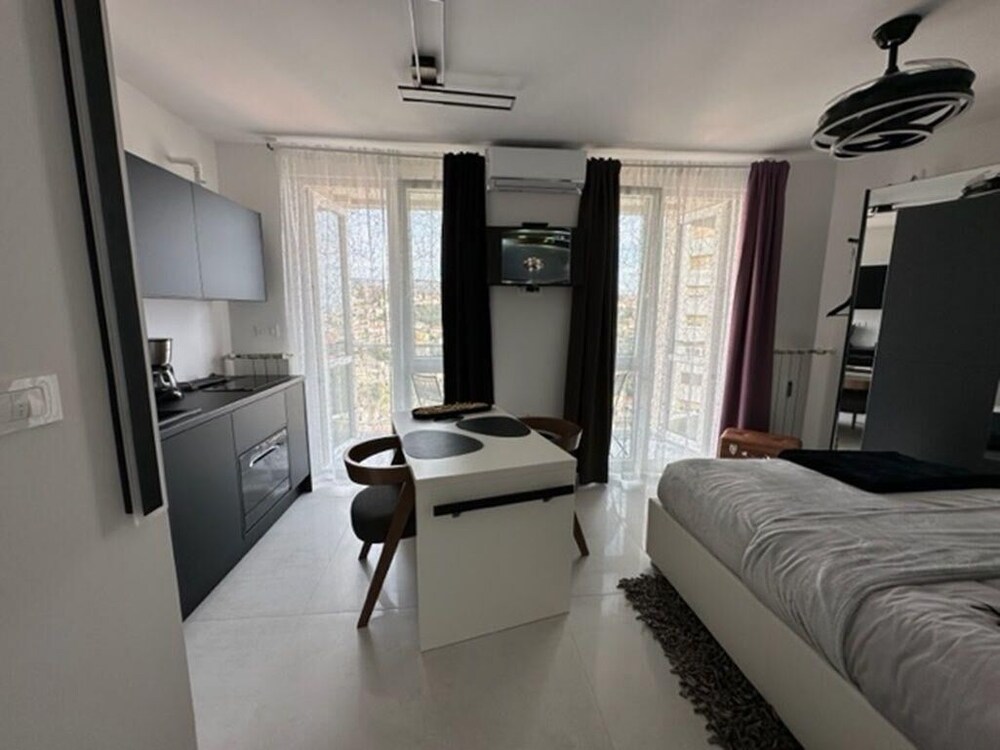 Holiday apartment Rijeka for 1 - 2 persons with 1 bedroom - Holiday ...