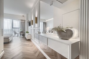 Ferro/tábua de engomar, Wi-fi grátis, roupa de cama fornecida 