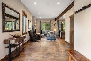 Casa, 4 quartos | Interior