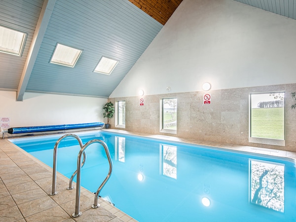 Cuckoo, Pet Friendly, Character Holiday Cottage In Bakewell - Bakewell