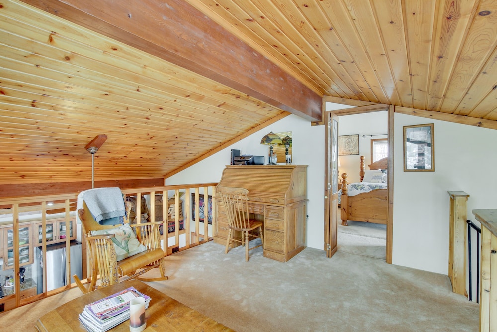 Cozy Mountain Home On 10 Acres W/ Fire Pit + Games - Afton, WY