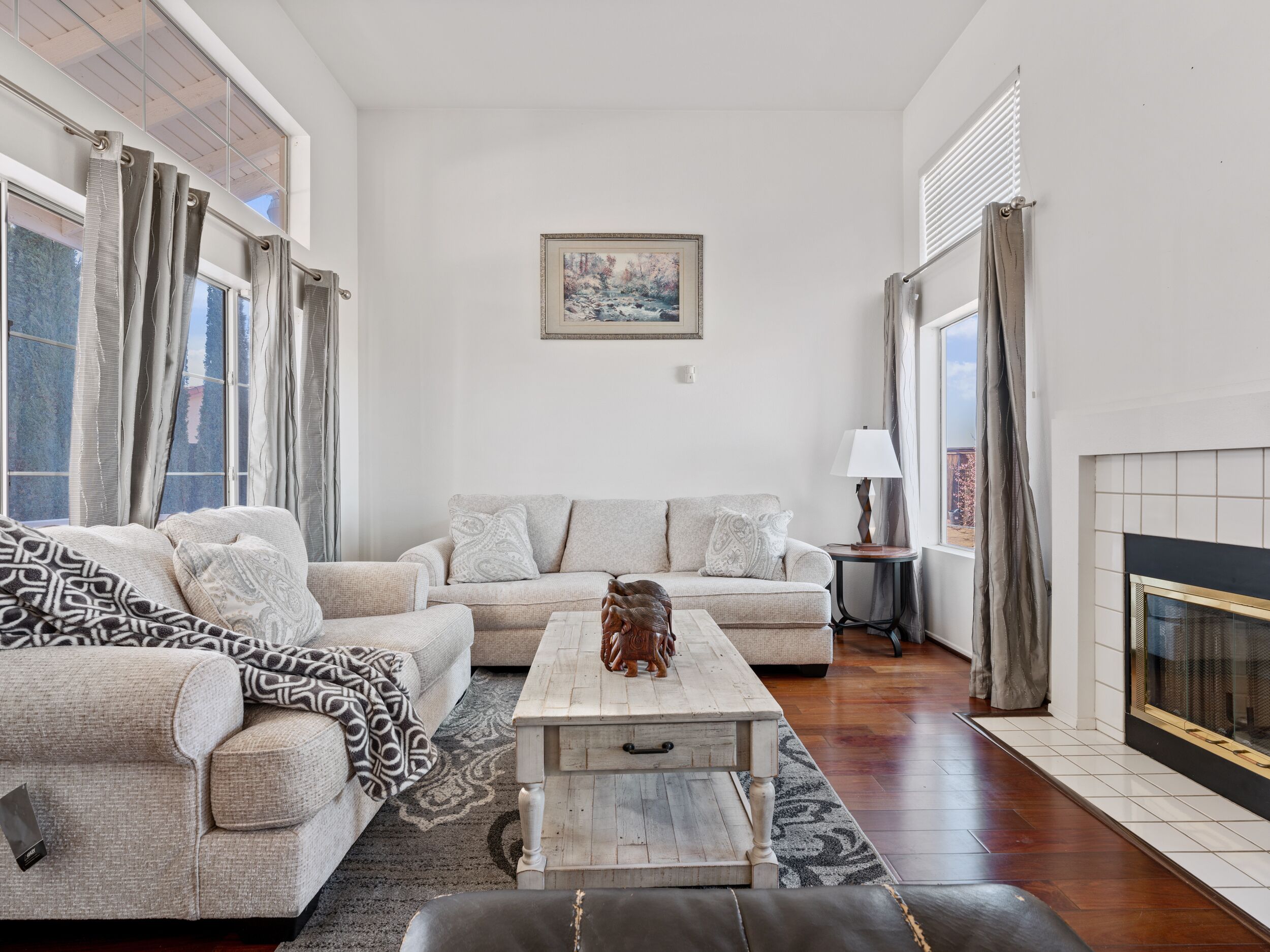 Resort Style House In High Dessert - Californië