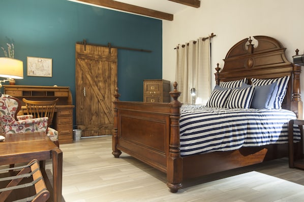 1 quarto, cofres nos quartos, individualmente decorados